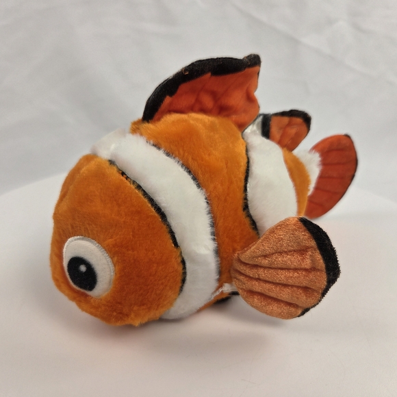Disney | Toys | Disney Parks Finding Nemo 9 Small Plush Toy Nemo ...